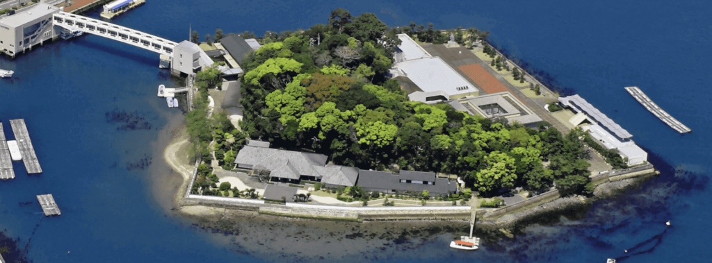 Dive into Toba - Ama Divers, Fishermen, Seafood & More