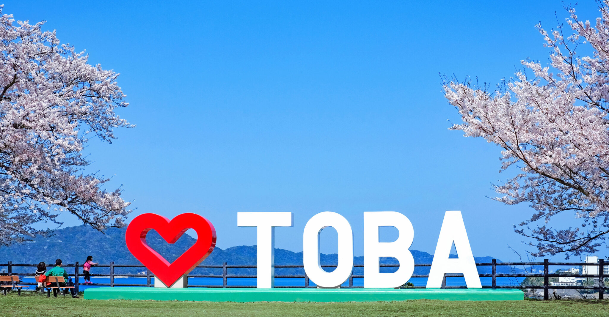 Dive into Toba - Ama Divers, Fishermen, Seafood & More
